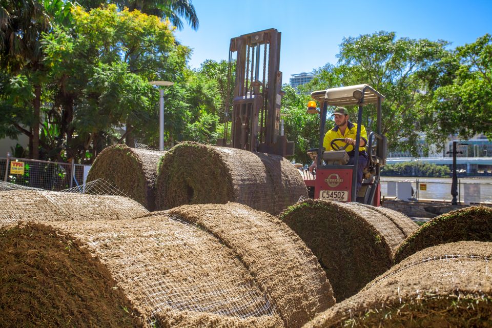 Southbank Riverside Green Playground - Sportsfield Construction project ...